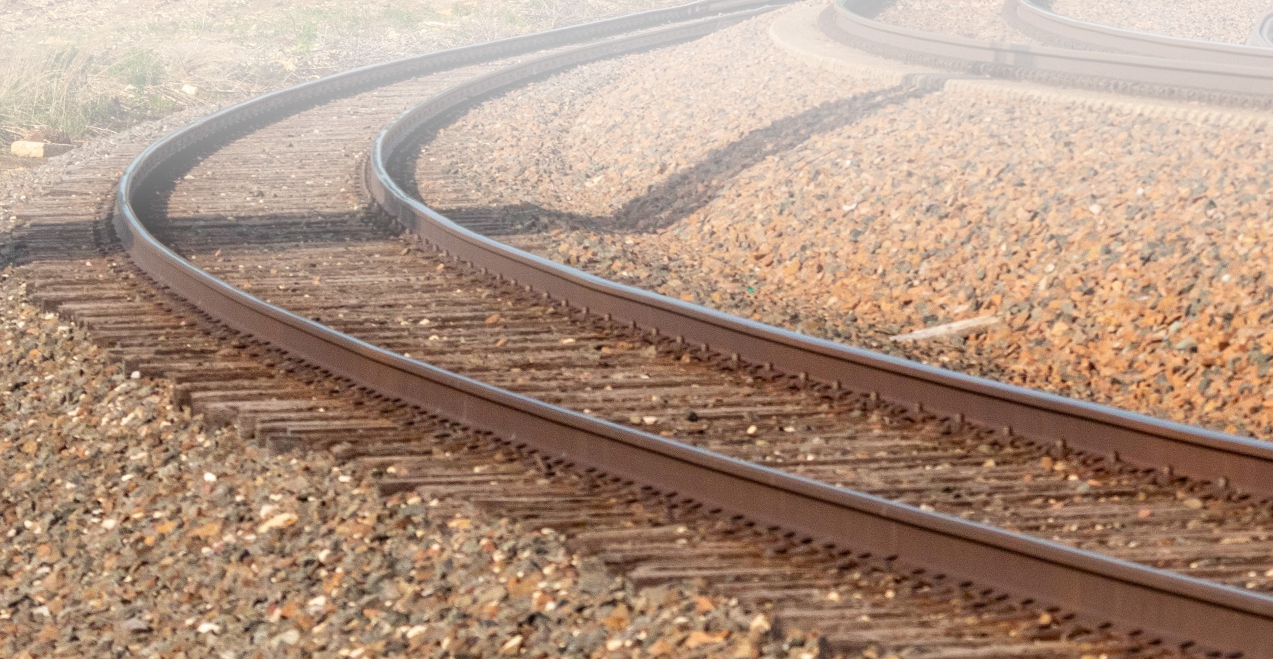 Out with the old, in with the new: How a tie gang replaces ties